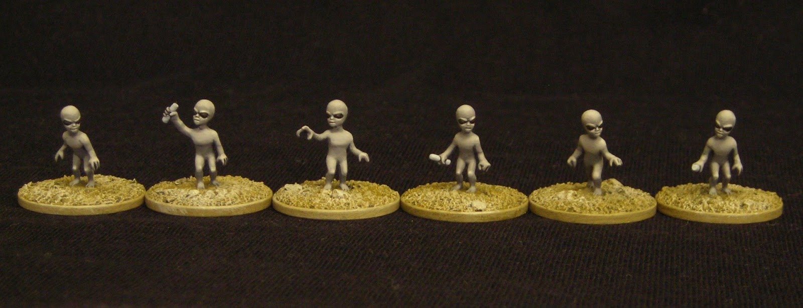 Tabletop Fix: Khurasan Miniatures - New 15mm Grey Aliens