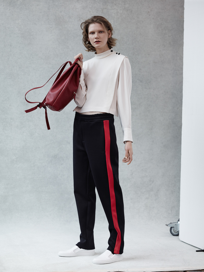 Marland Backus in Vogue UK May 2016 by Laurence Ellis - DAILY-MODELS ...