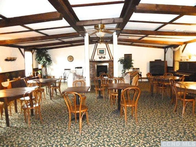 Sweet House Dreams: 1920's Motel in Hunter, New York