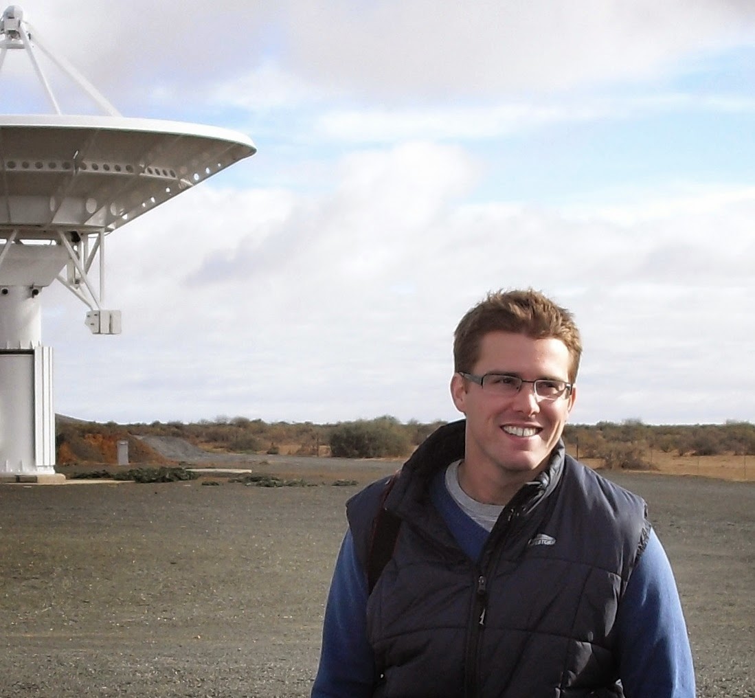 Suburban spaceman: VLBI Network: Trio of Huge Black Holes in Distant ...