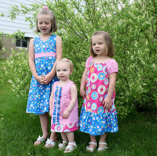 Pencils, Proverbs, Pandemonium, & Pins: Matching Dresses for the Girls