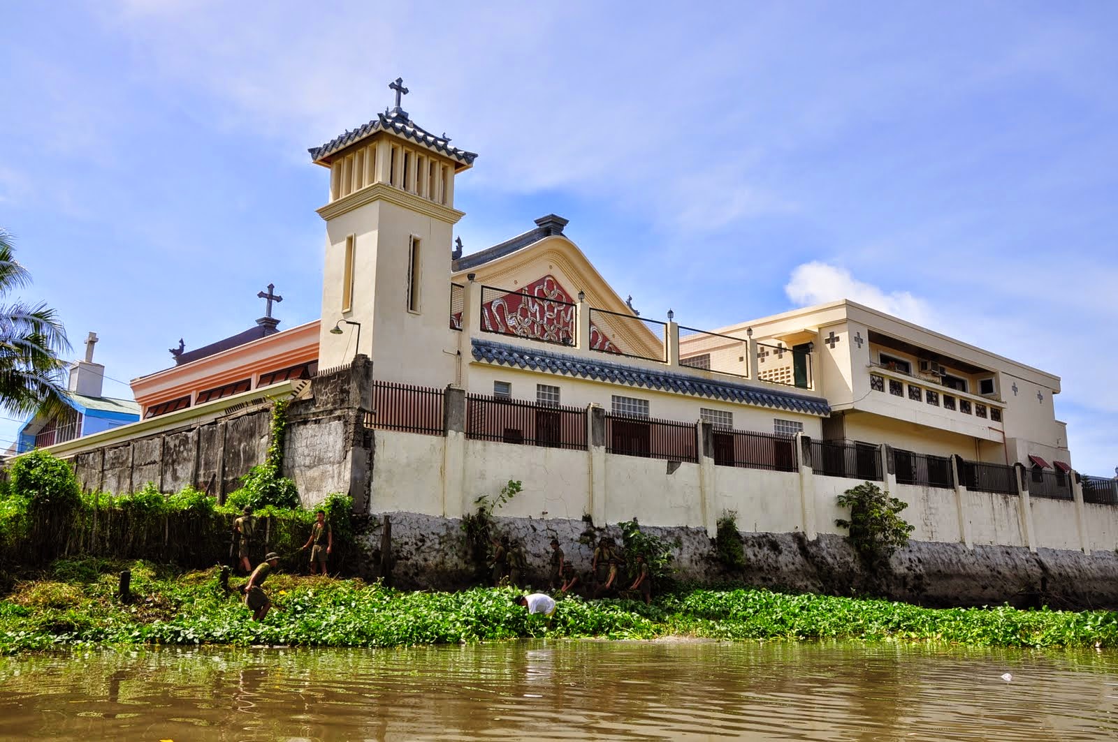 Visita Iglesia in Naga City ~ Naga City Deck