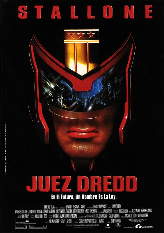 Juez Dredd (1995) - Policía, Juez, Jurado y Verdugo ~ LA TRASTOTECA