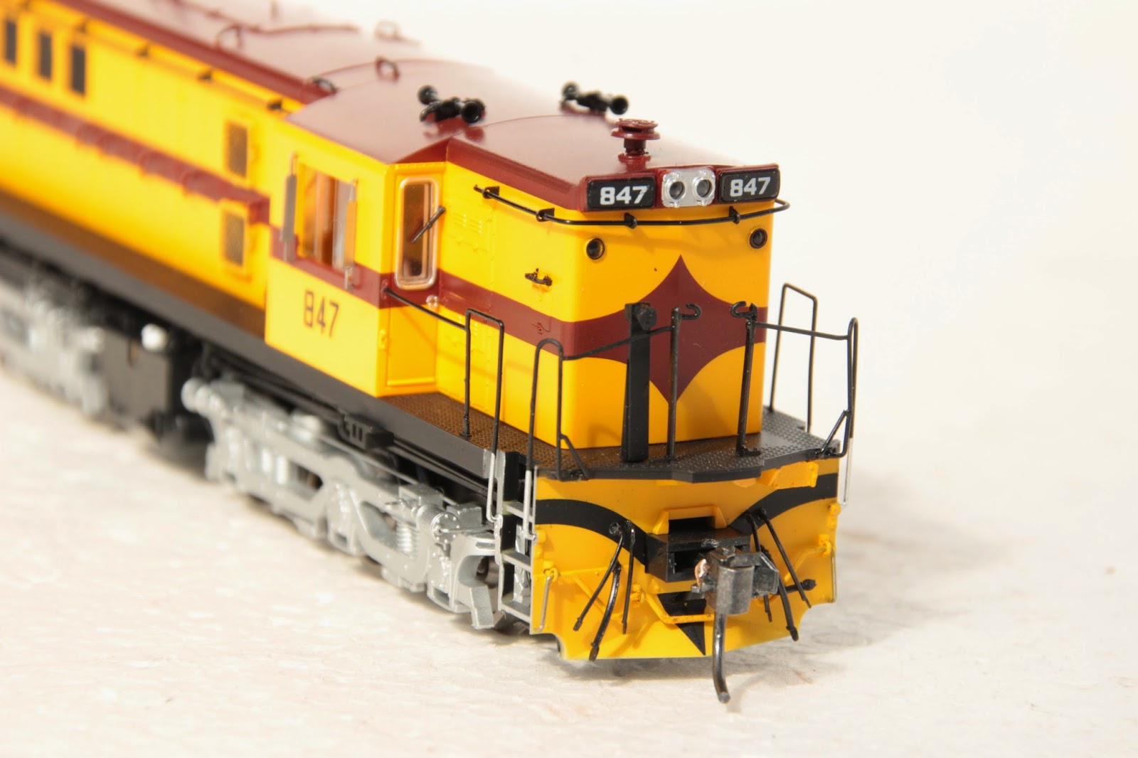 Barcoola: Trainorama 830 class 847 review by Barcoola.