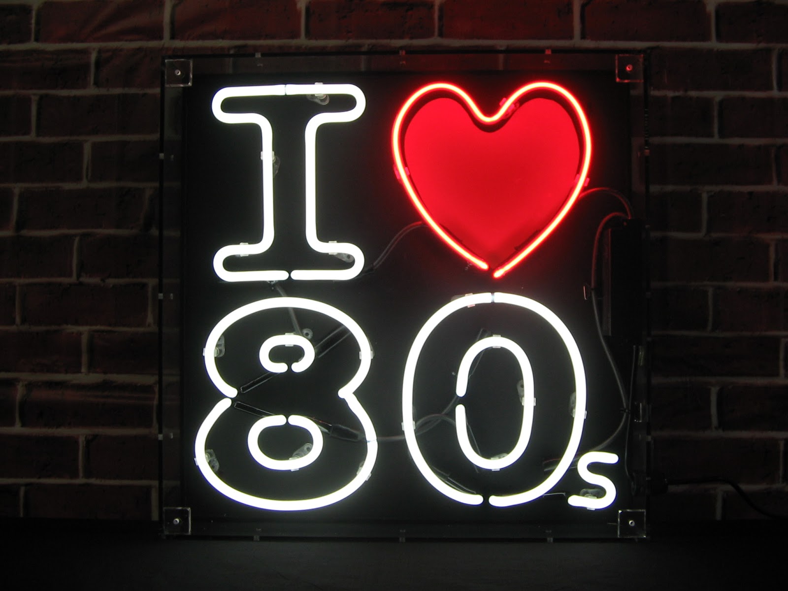Imágenes de I love 80´s. - Ideas y material gratis para fiestas y ...
