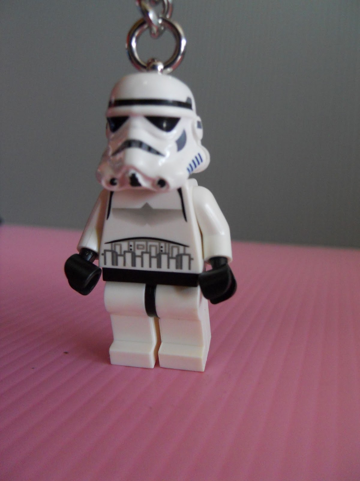 Dexters Diecasts (DexDC): LEGO Star Wars Minifigure Keychain ~ Stormtrooper