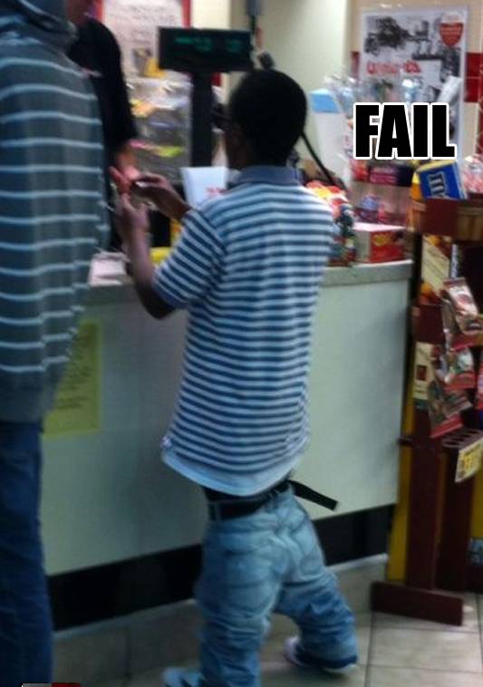 FUNNY AMERICAN BLACKMEN SAGGY PANTS FAIL - FUNNY PICTURES | FUNNY ...