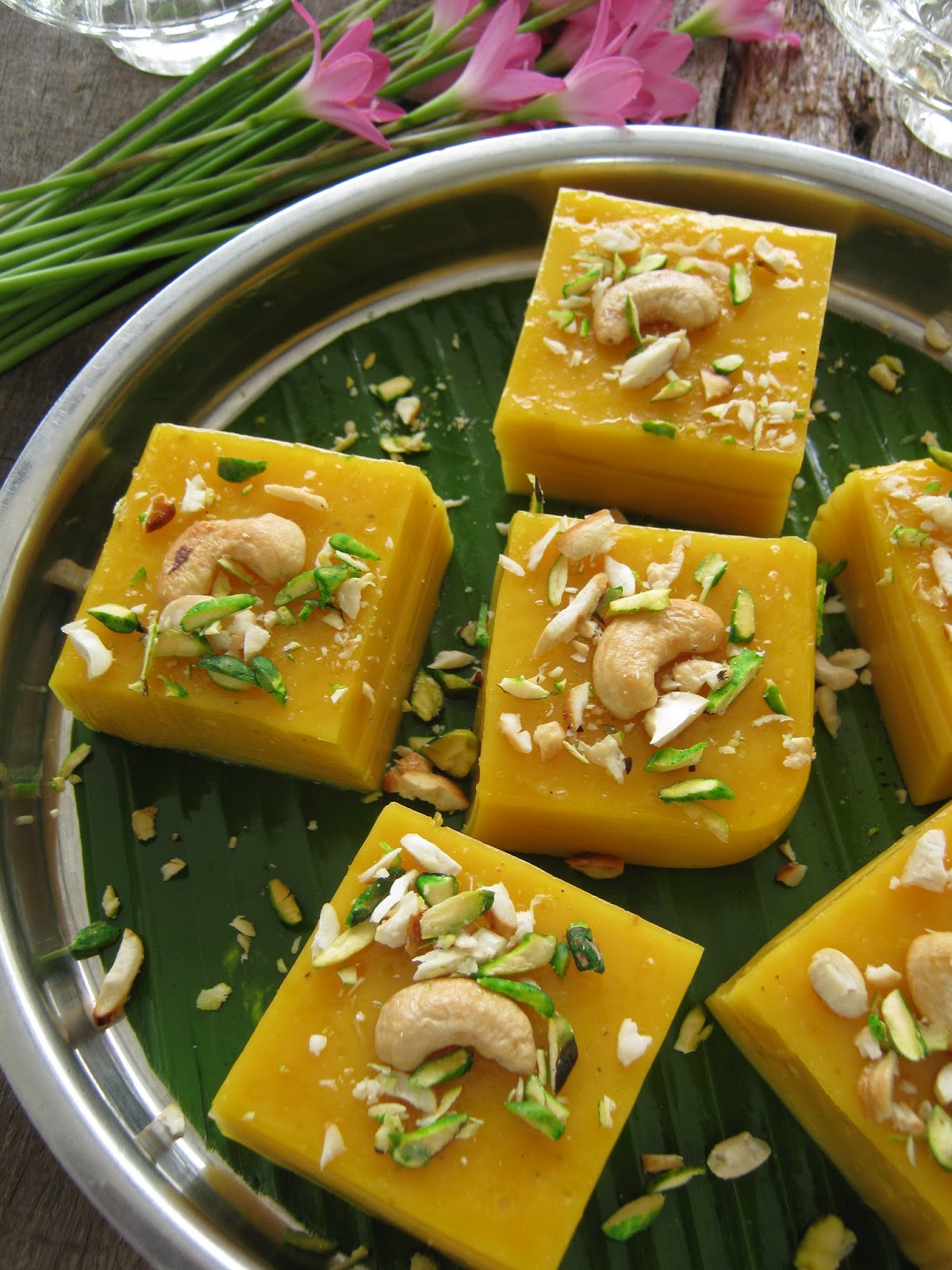 KARI LEAFS ... Malaysian flavour's: CUSTARD HALWA