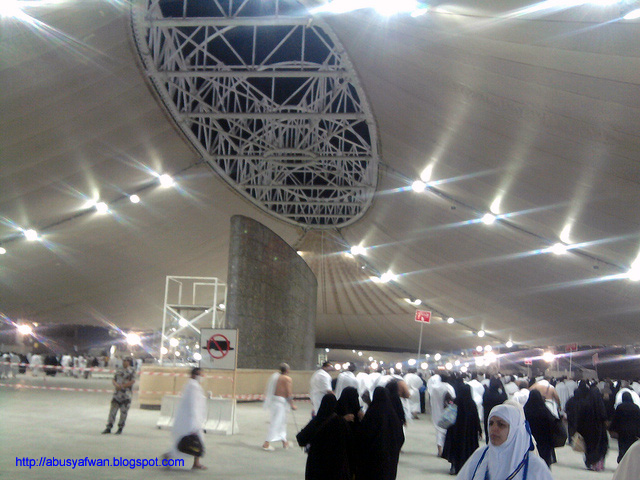 TEMPAT MELONTAR JUMRAH ~ KBIH WF