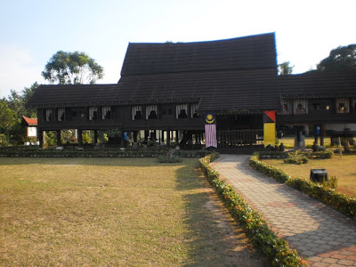 Go Tour Negeri Sembilan: The House ZAABA - Museum and Memorial