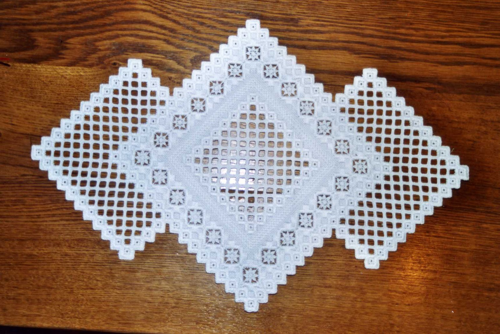 Longchamp Bricole: Hardanger : réalisations diverses.