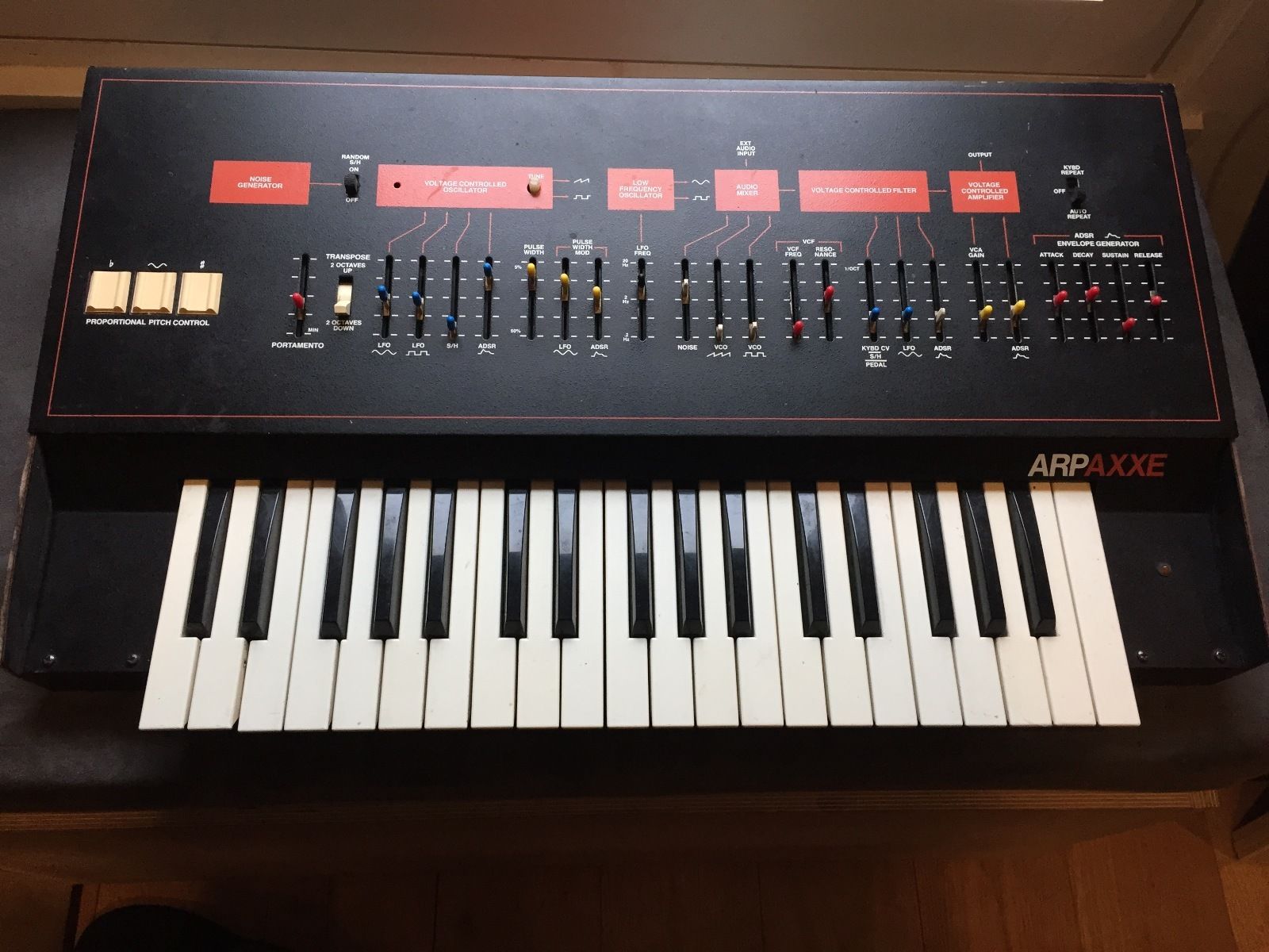 MATRIXSYNTH: Arp Axxe Synth