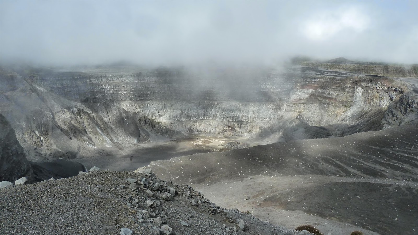 Deux Indiens dans l'Océan: Grande Comore: au sommet du volcan!