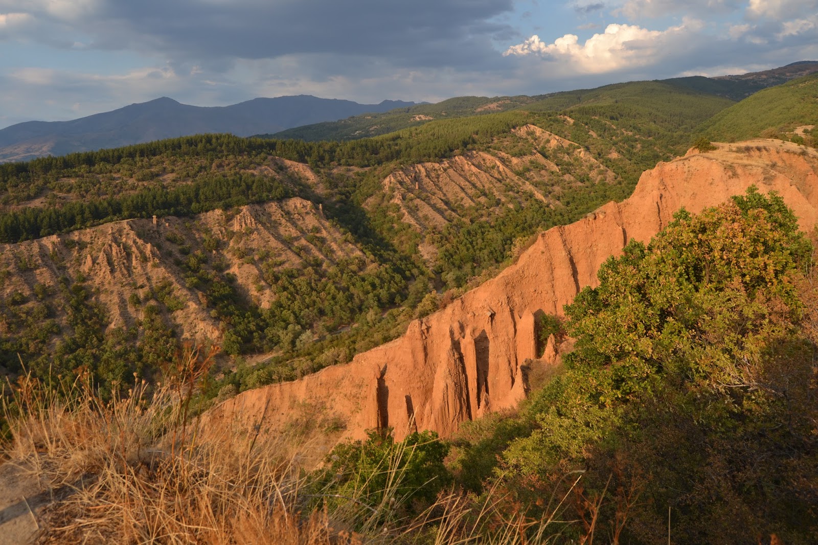 Un lugar al que viajar, Bulgaria!: Stob Pyramids