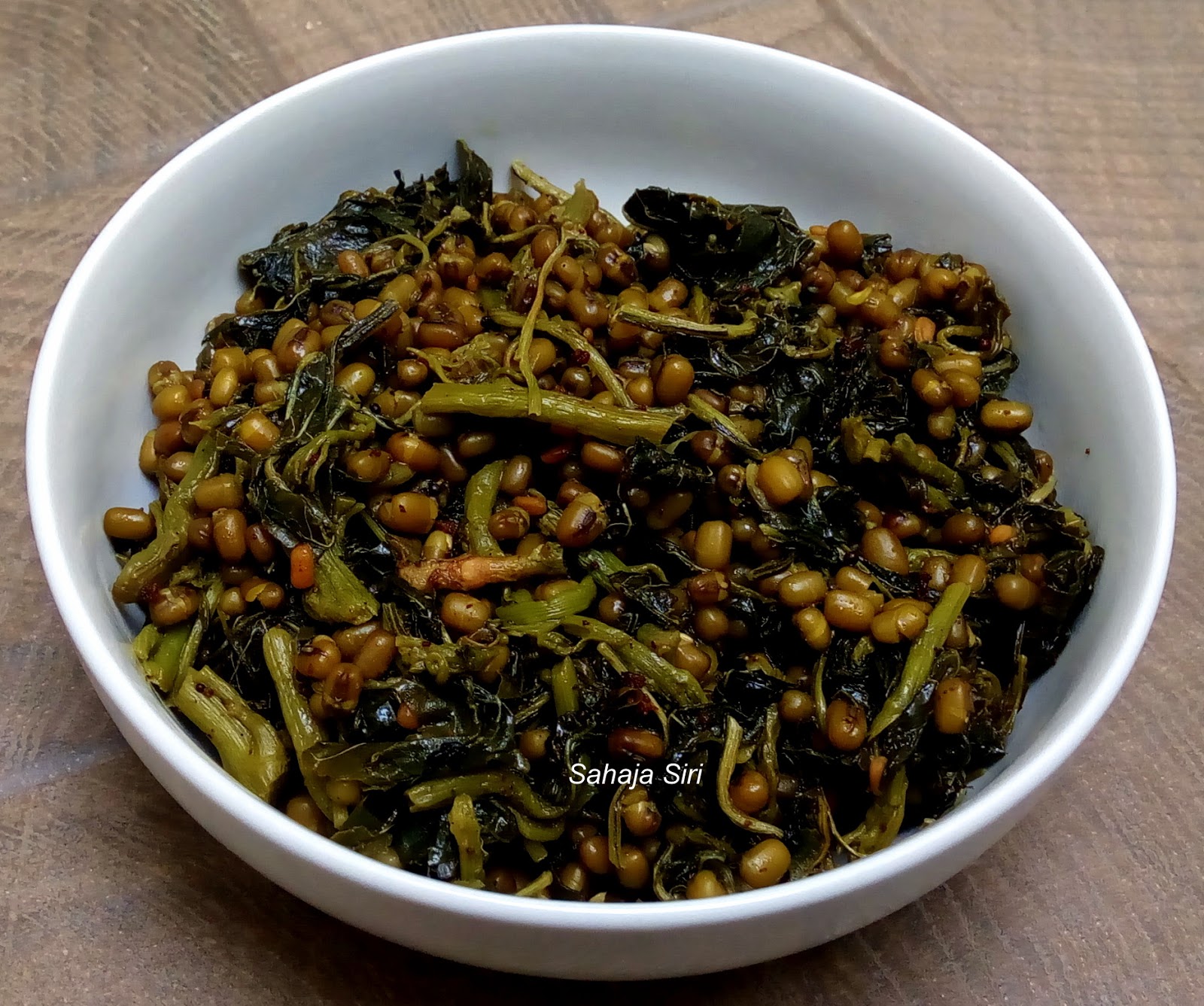Green gram Amaranth leaves stir fry/ Dantina soppu (harive) Hesaru ...