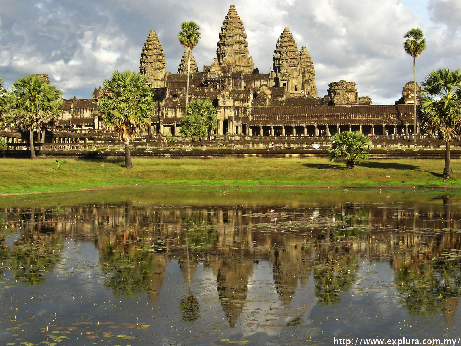 Beauty Of Cheap Busniess Class Flights And Hotels In Malaysia Asia