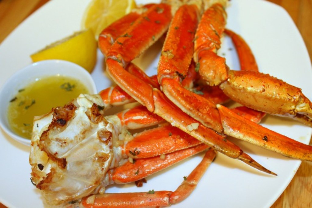 Easy to Make and Delicious Crab Legs Recipe - Soft Shell Crab Supplier ...