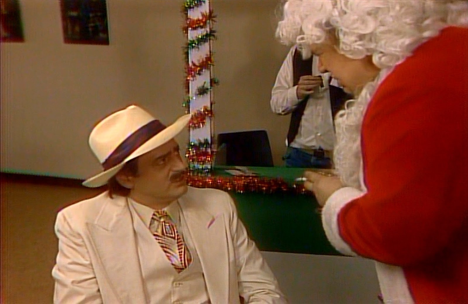 Holiday Film Reviews: SCTV: "Staff Christmas Party"
