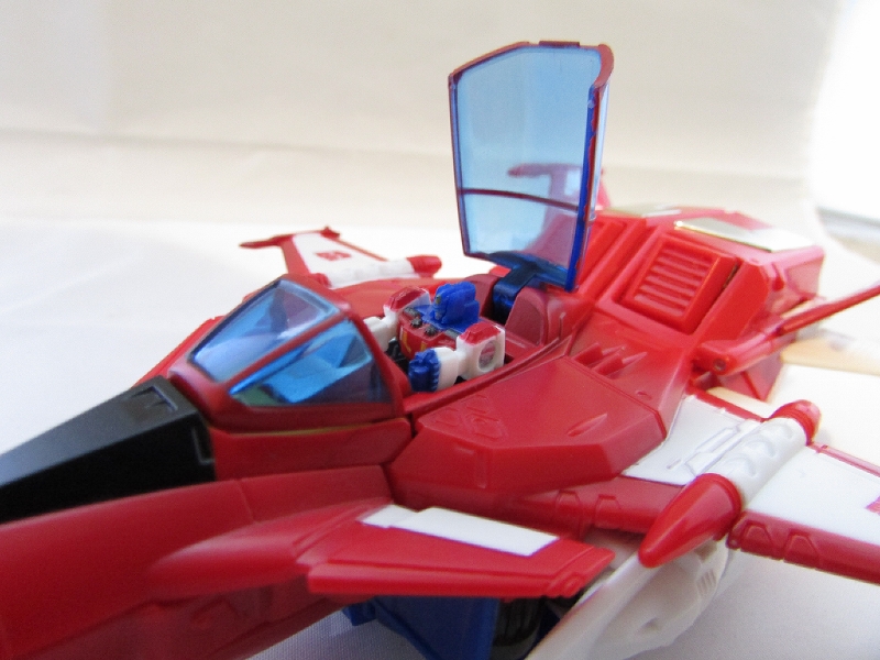Hivemind Complex: Transformers Masterpiece MP-24 Star Saber