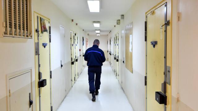 Actu Pénitentiaire: 70 408 détenus dans les prisons françaises au 1er ...