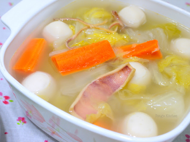 Peng's Kitchen: Braised Chestnut with Chicken