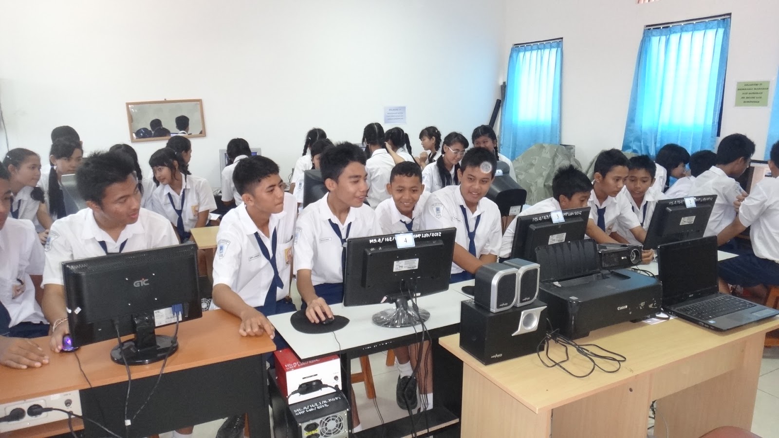 .SMP Lab. Undiksha Singaraja: Sarana & Fasilitas