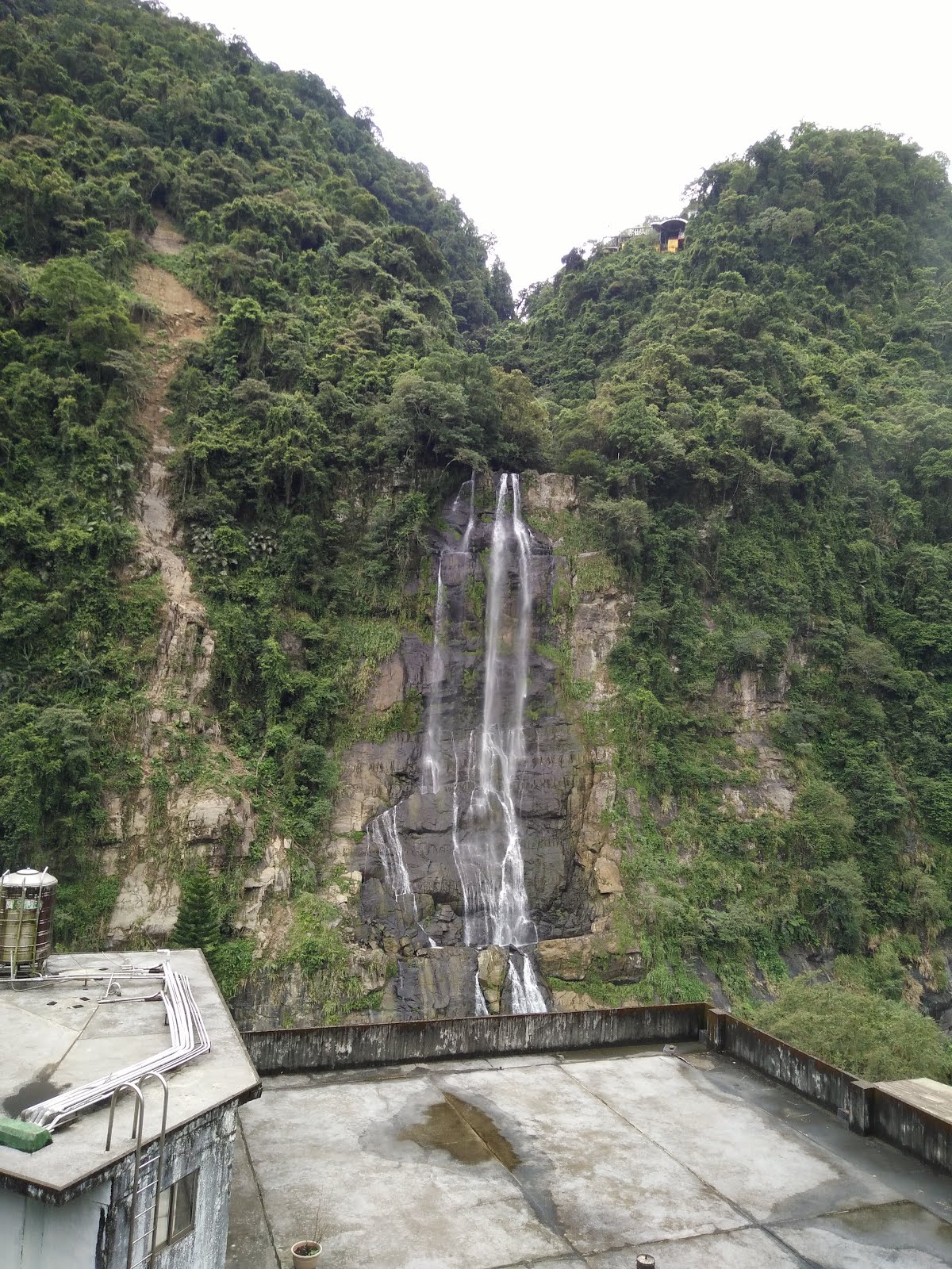 Taiwan Taxus Chinesis: New North City Wulai District Wulai Waterfall ...