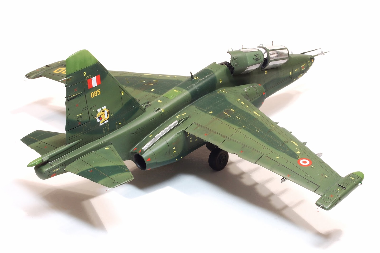 Istvan Michalko's scale models: Su-25 UB Peruvian Air Force - Kp-models ...