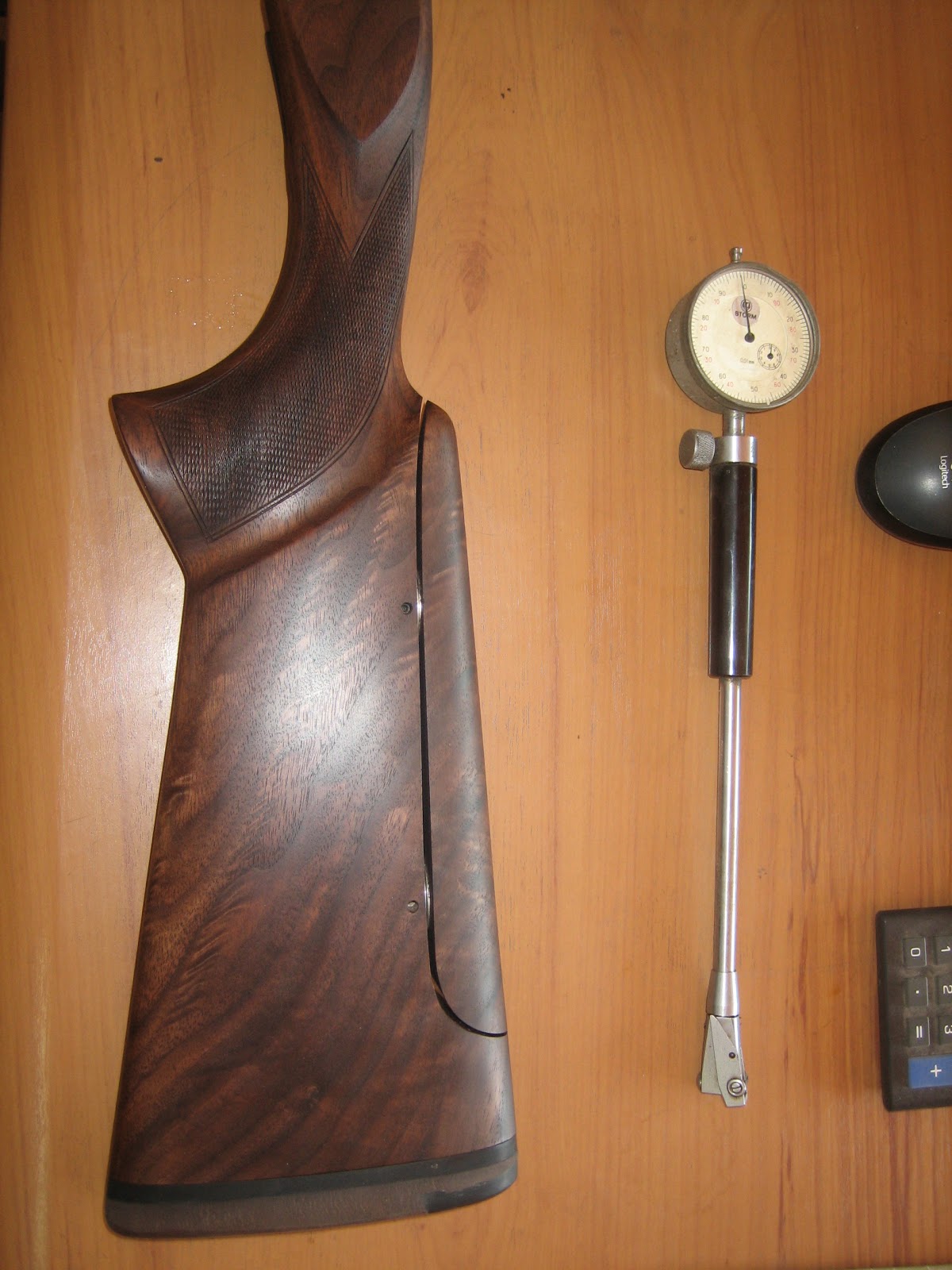 ΟΠΛΟΥΡΓΕΙΟ ΜΟΥΖΟΥΡΗ / Gunsmith workshop - Mouzouris