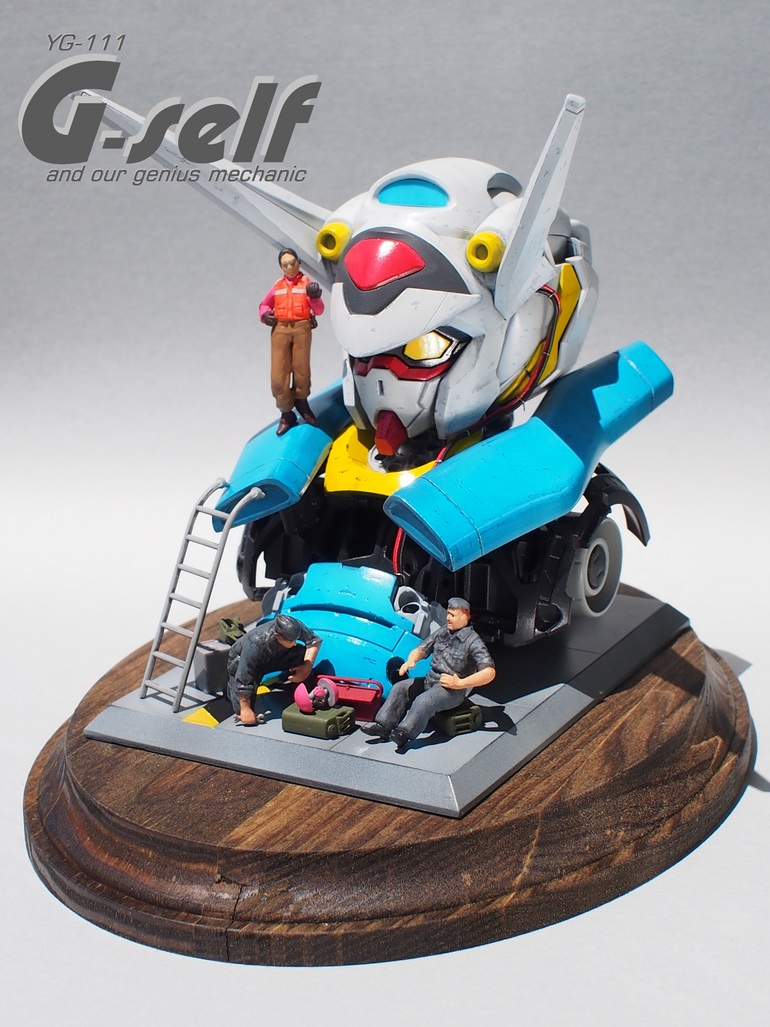 Custom Build: 1/48 Gundam G-Self Head Display Base Diorama
