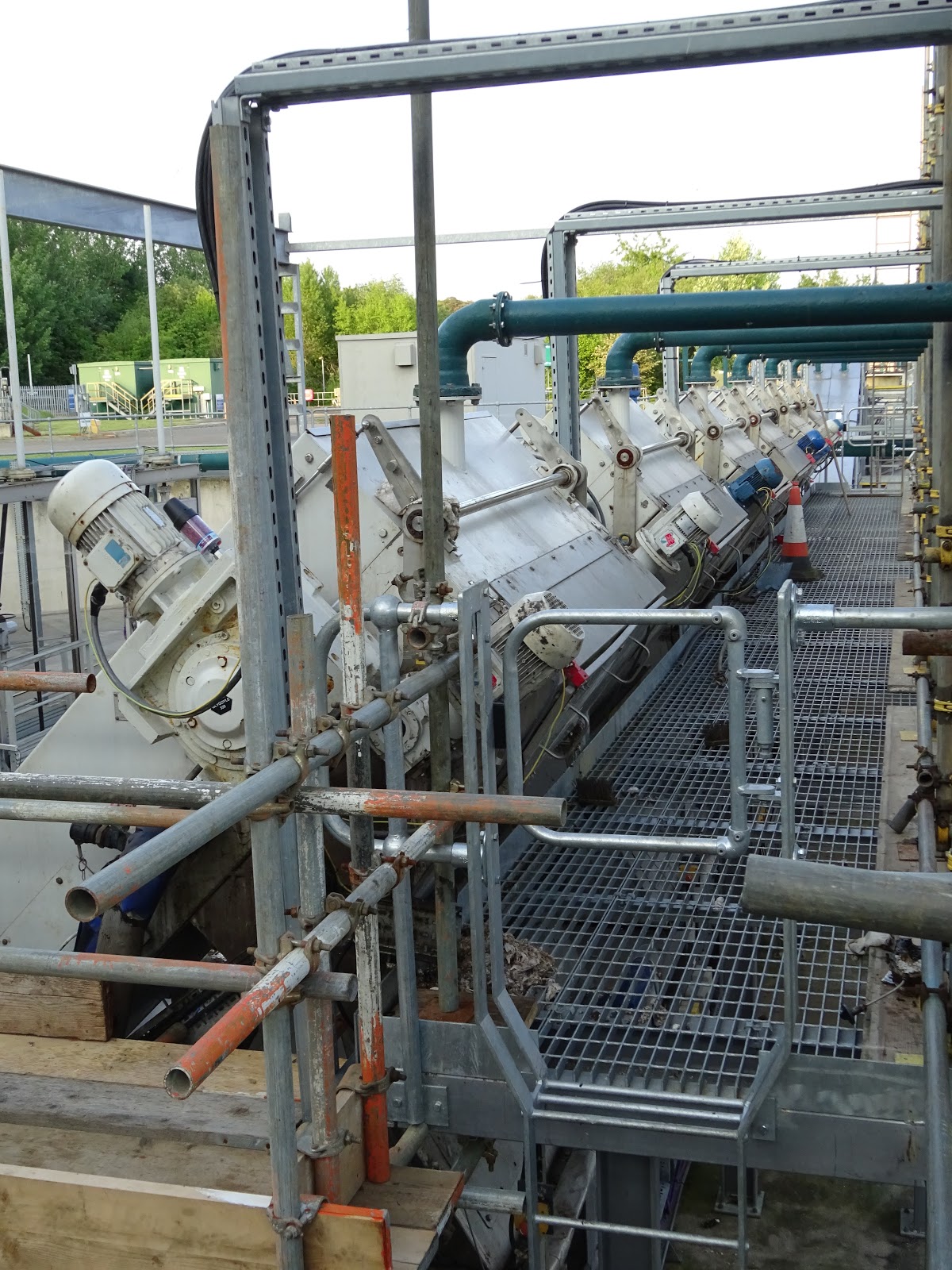 Ed's Beer Site: Living the dream: a visit to Mogden sewage treatment works