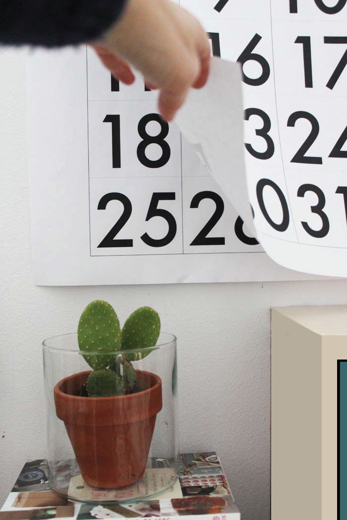 DIY | Printable Giant Calendar | Poppytalk archive