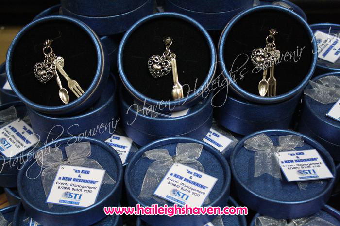 SPOON AND FORK KEYCHAINS: NIKITA'S ORDERS | FAVORS AND PRINTS PH ...