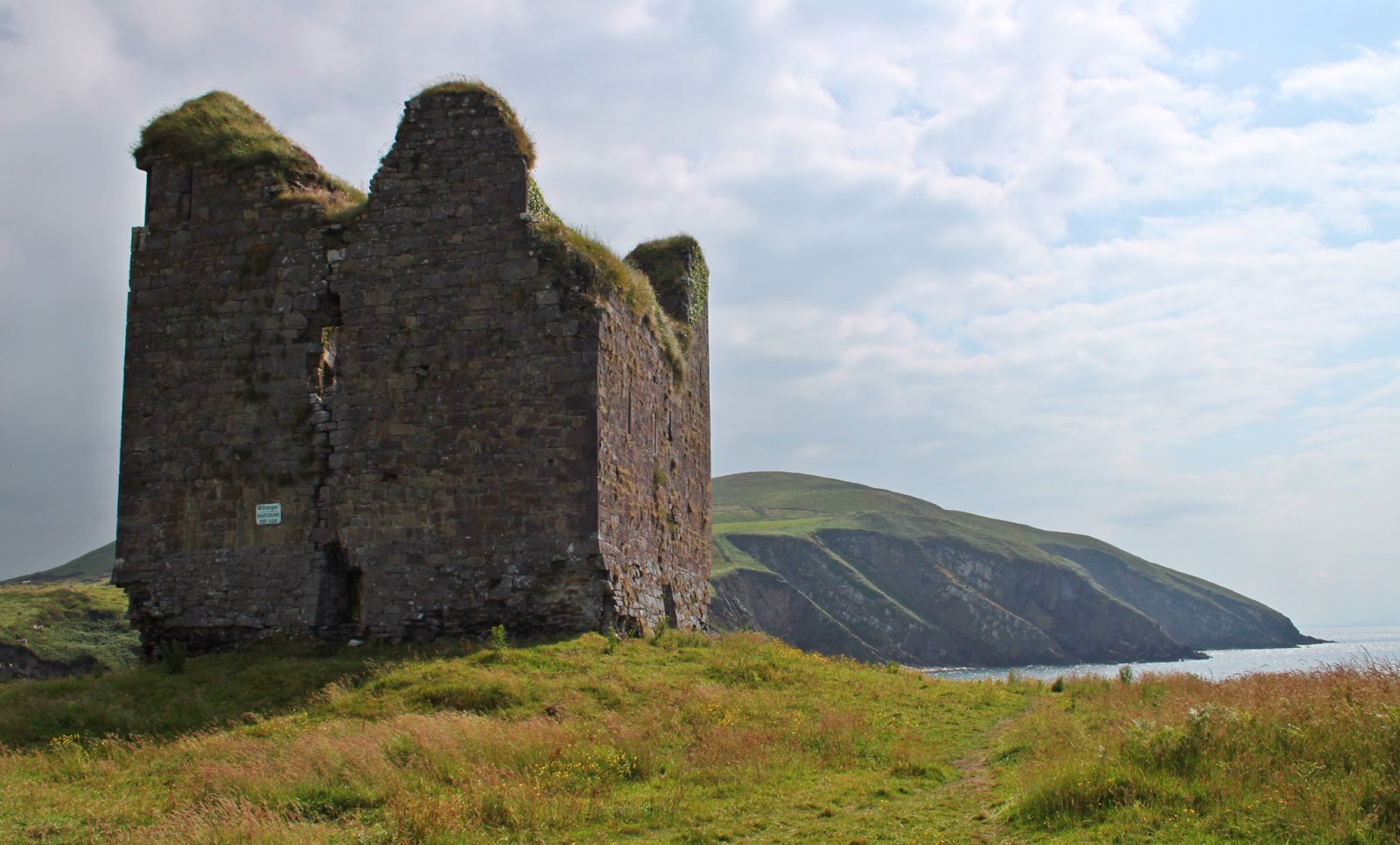 Historic Sites of Ireland: Minard Castle