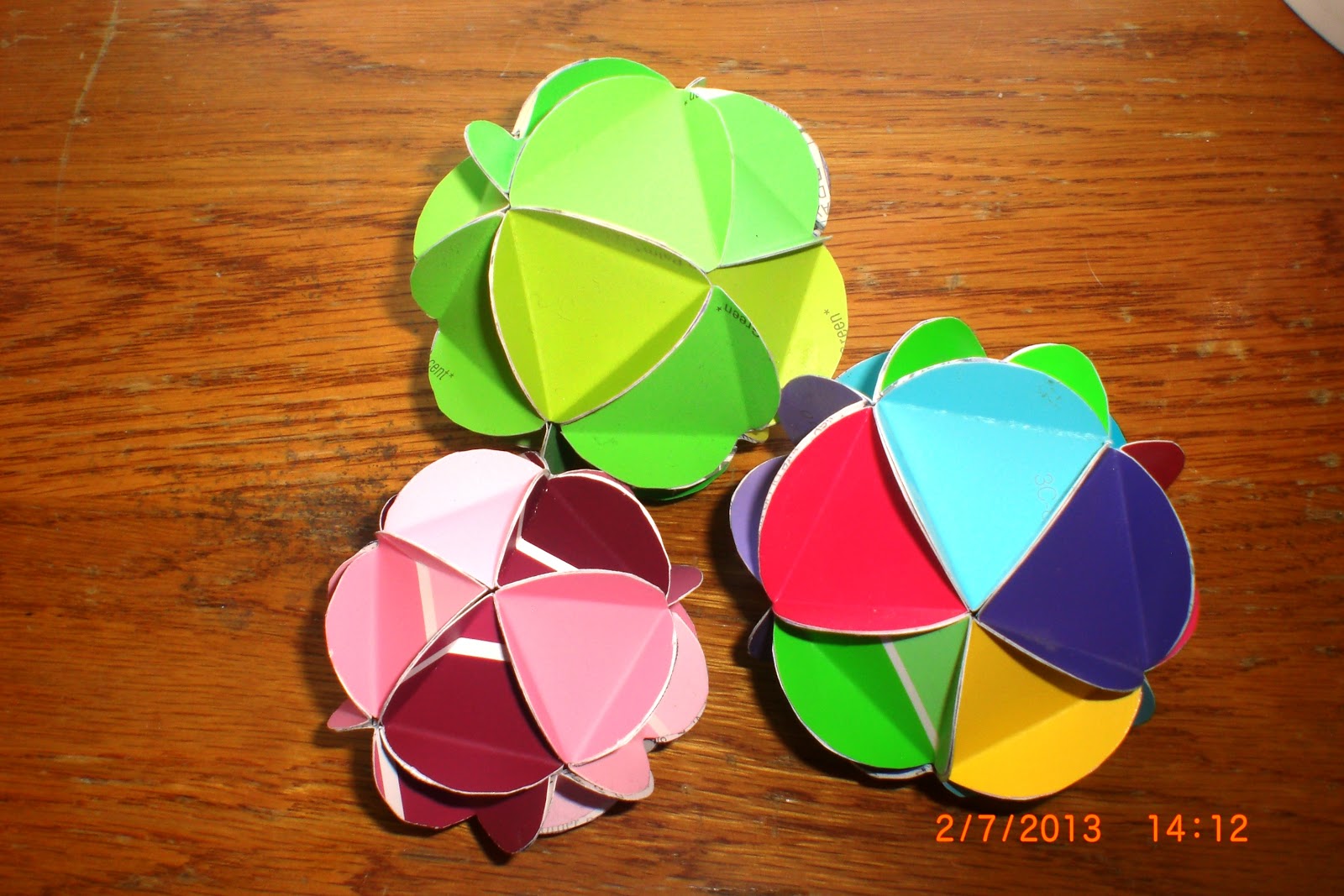 Burdette Family Creations: Paint Swatch Paper Balls
