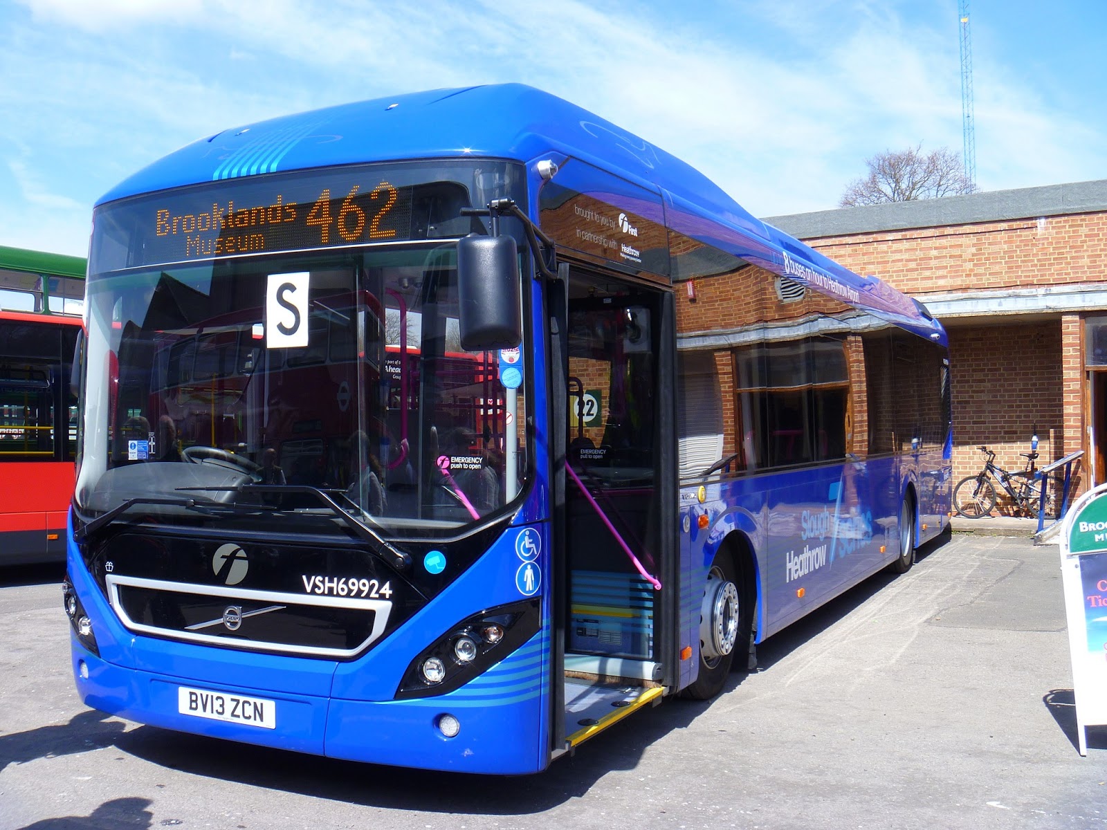 London Connected: Introduction of the Volvo 7900!