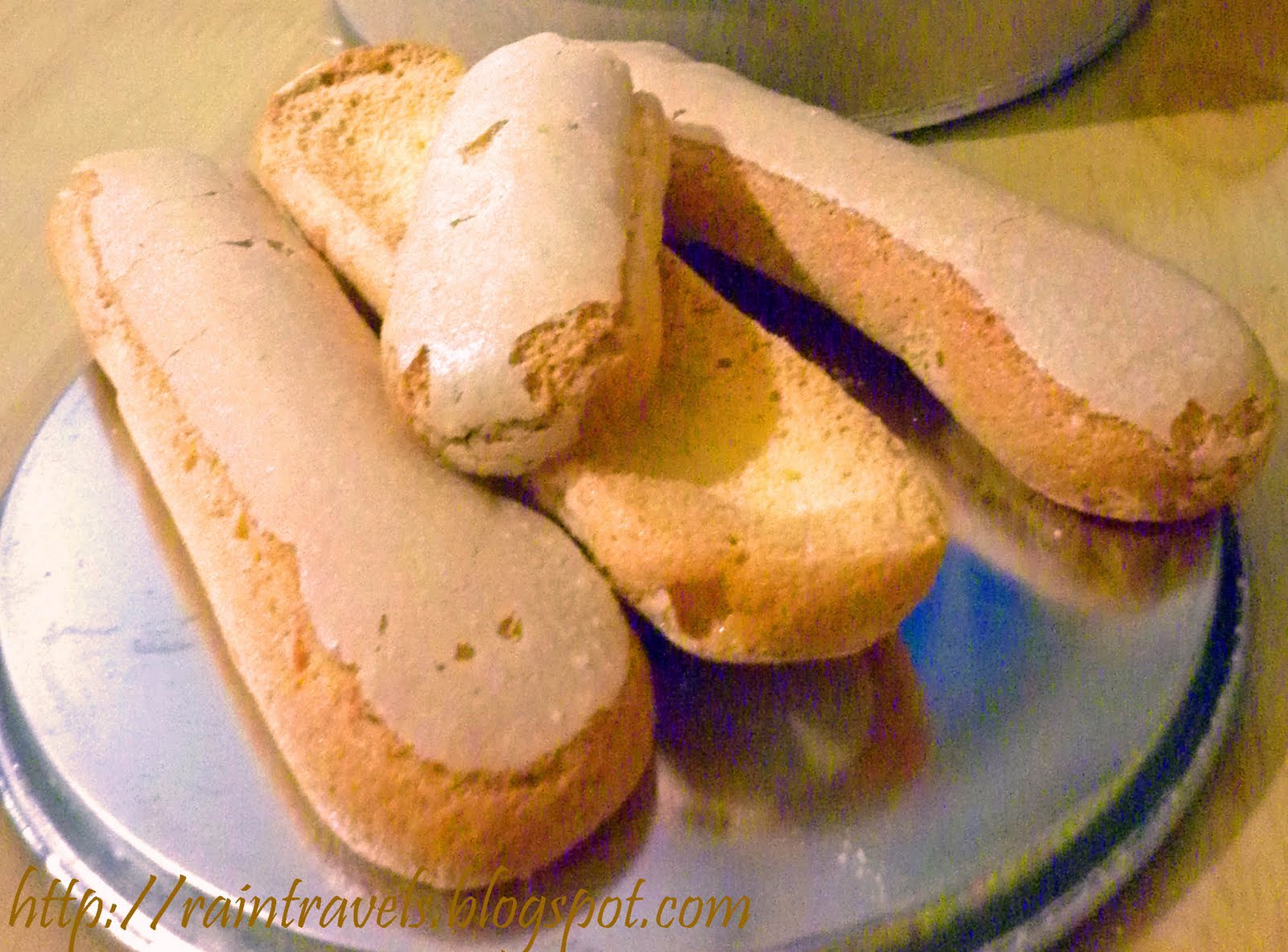 Rain's Travels: Top 7 Filipino Food Snacks for Rainy Days