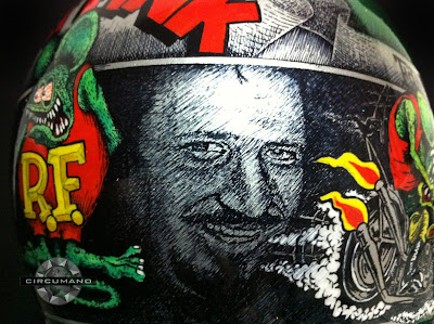 CIRCUMANO: Rat Fink de Ed Roth no capacete