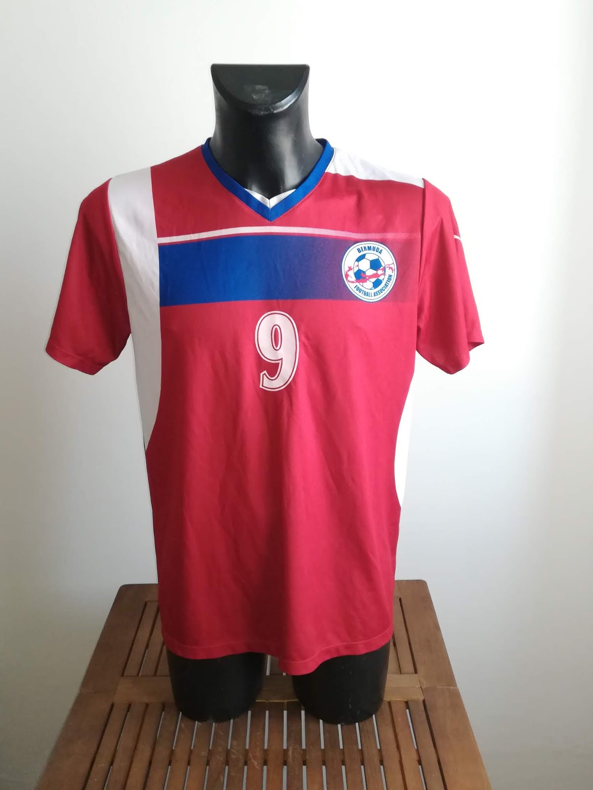 All Colours of Football - Simone Panizzi's collection of 211 FIFA ...