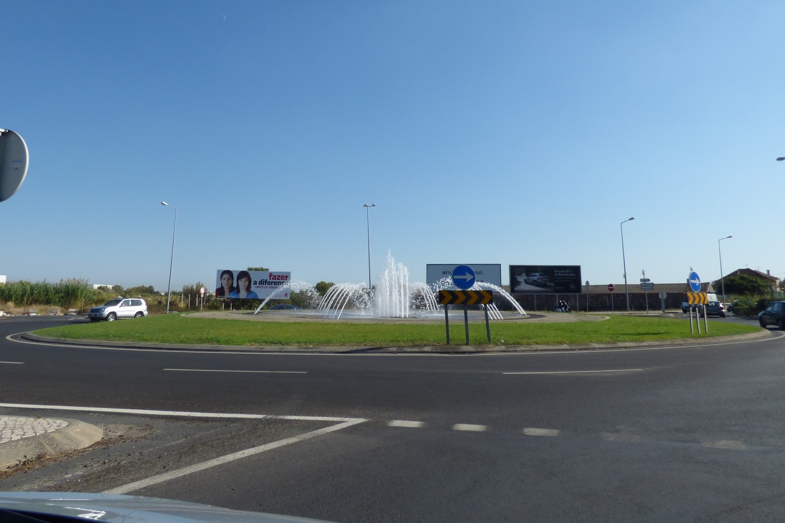 Viajar e descobrir: Portugal - Alverca do Ribatejo - Rotunda da fonte