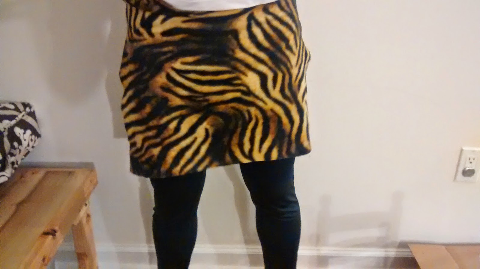 LewmanNation : Easy Caveman and Cavewoman Costume Instructions!