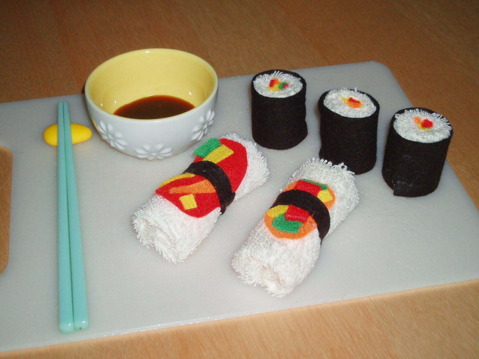 il mondo di Za: Felt food: sushi e maki... mishi mishi