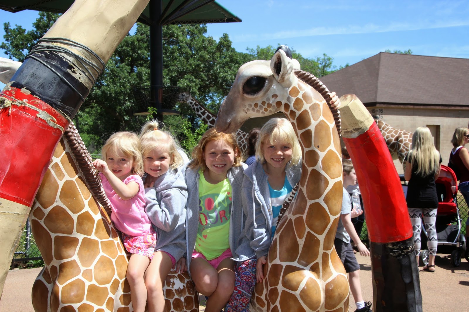 Sew Sassy Sweetpeas: Good Times at Como Zoo/Como Town