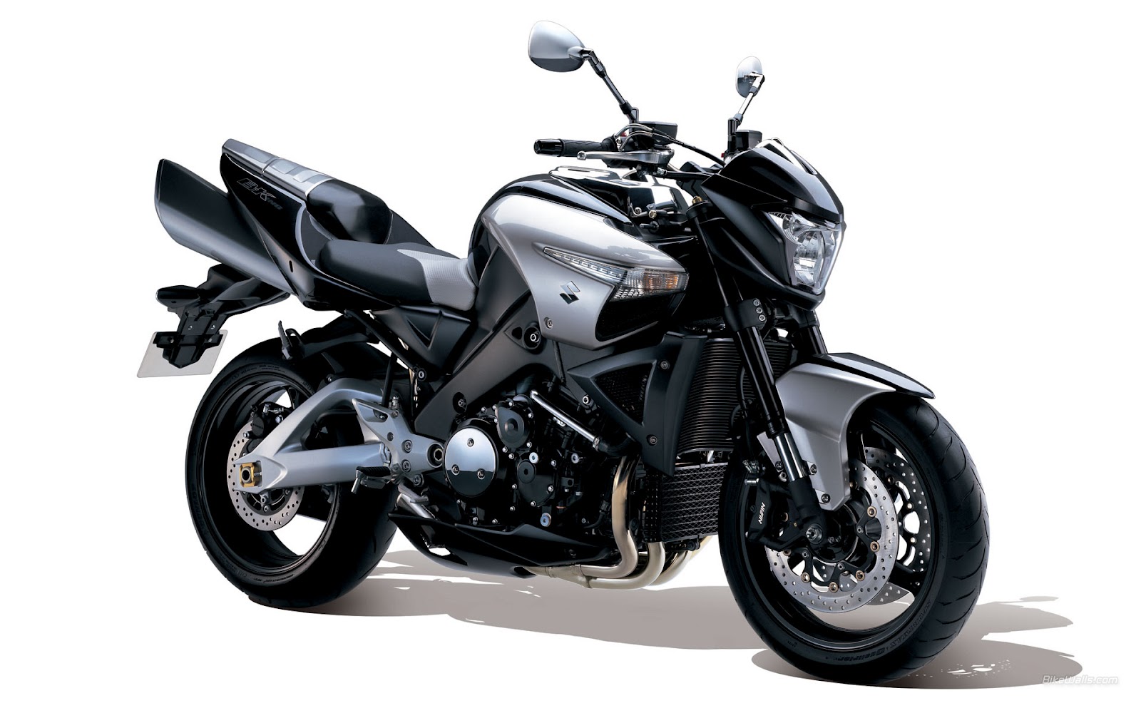 New HD Wallpapers: Suzuki Black Heavy bike