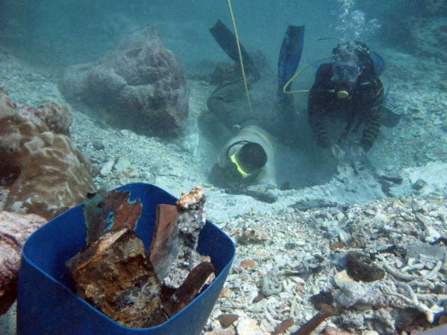 Akshardhool Stories: Treasures of the Java Sea