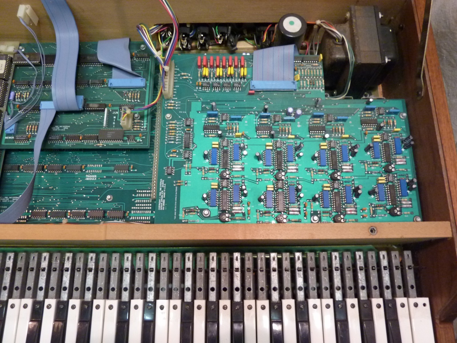 MATRIXSYNTH: 360 Systems Digital Keyboard Synthesizer with Piano ...