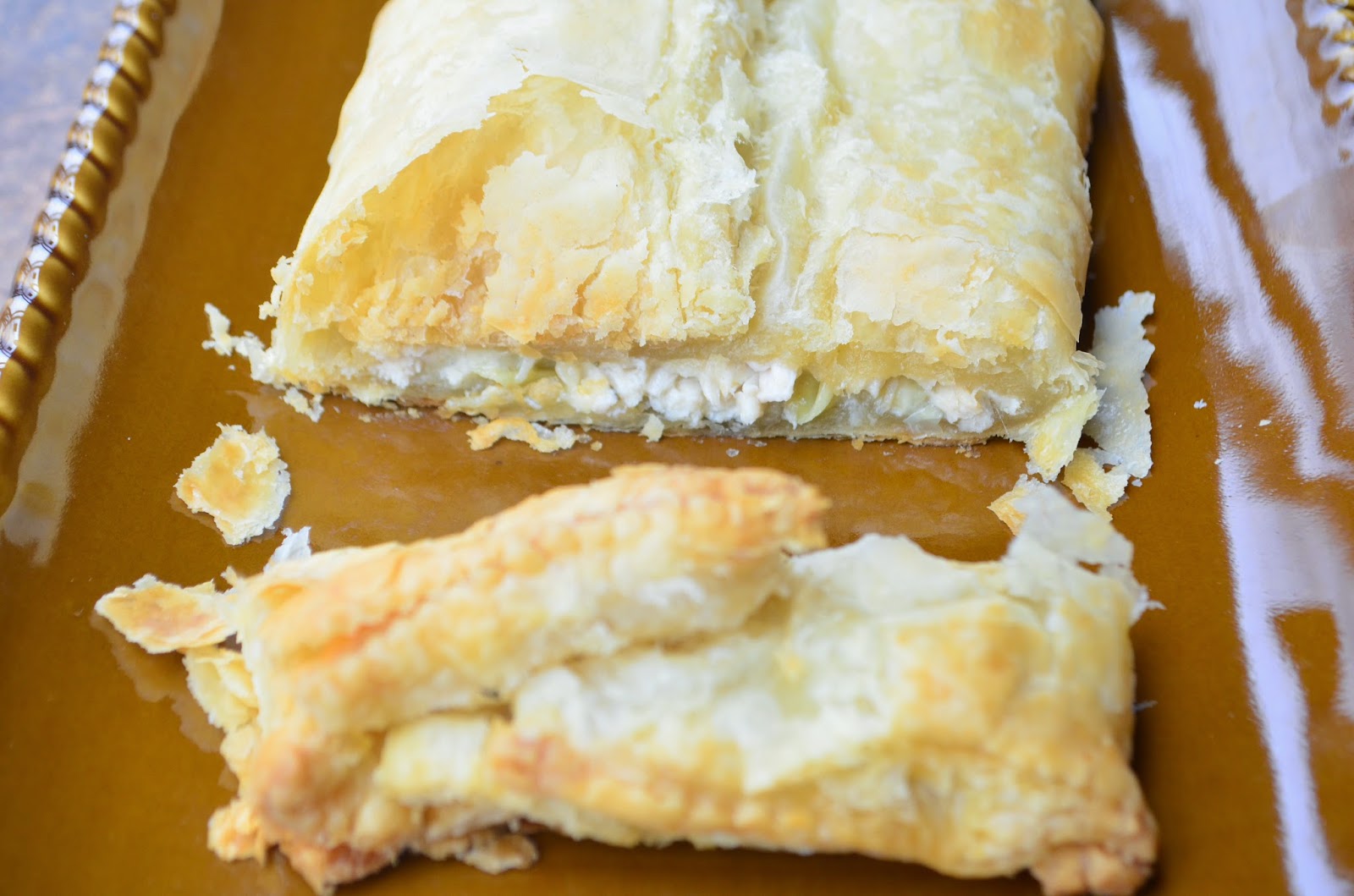 Rotisserie Chicken Queen: Puff Pastry filled with Chicken, Artichokes ...