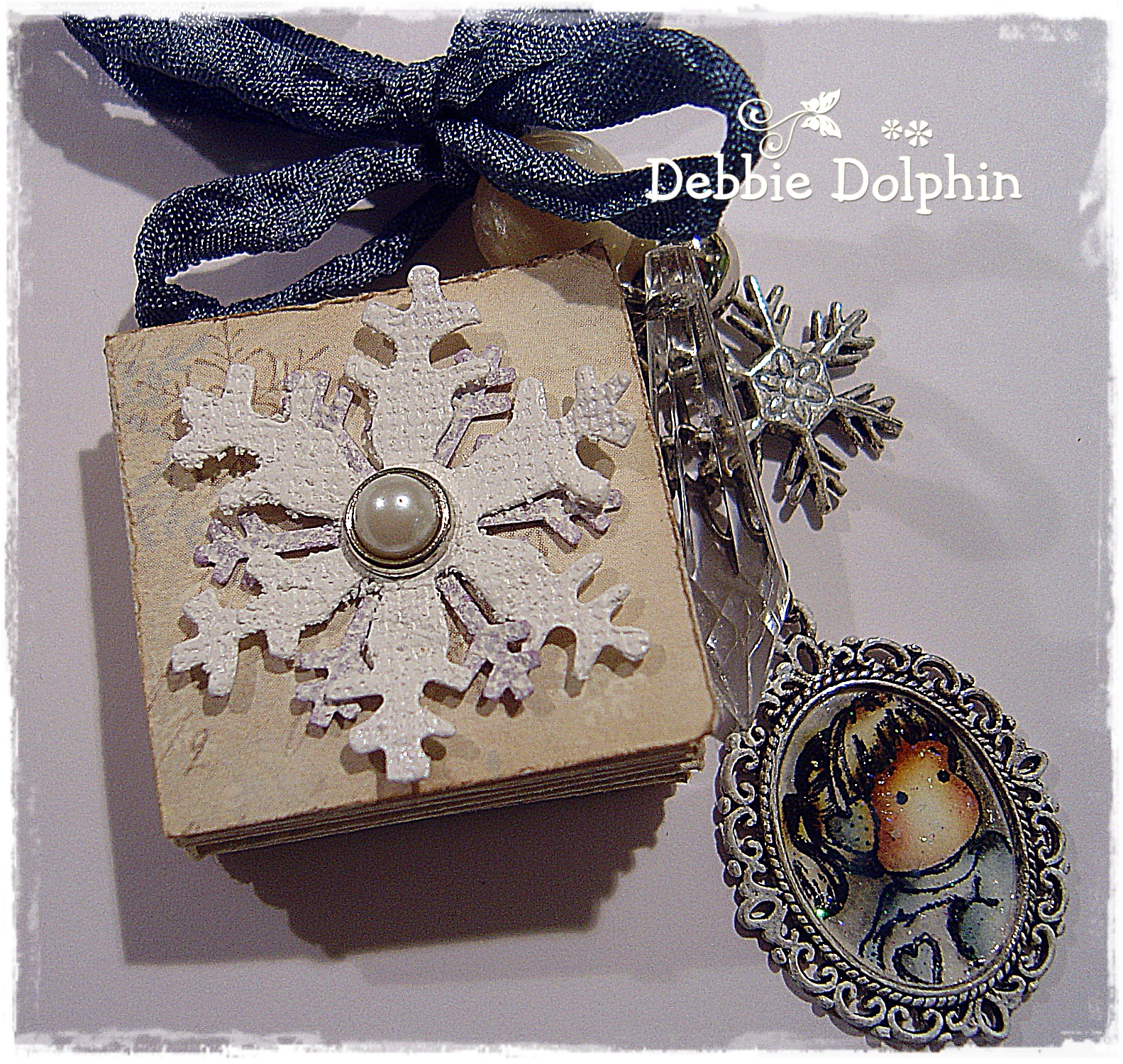 Debbie Dolphin: POP UP Star Book Tutorial