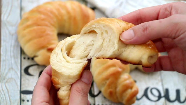 Josephine's Recipes : How To Make Soft & Fluffy Bread