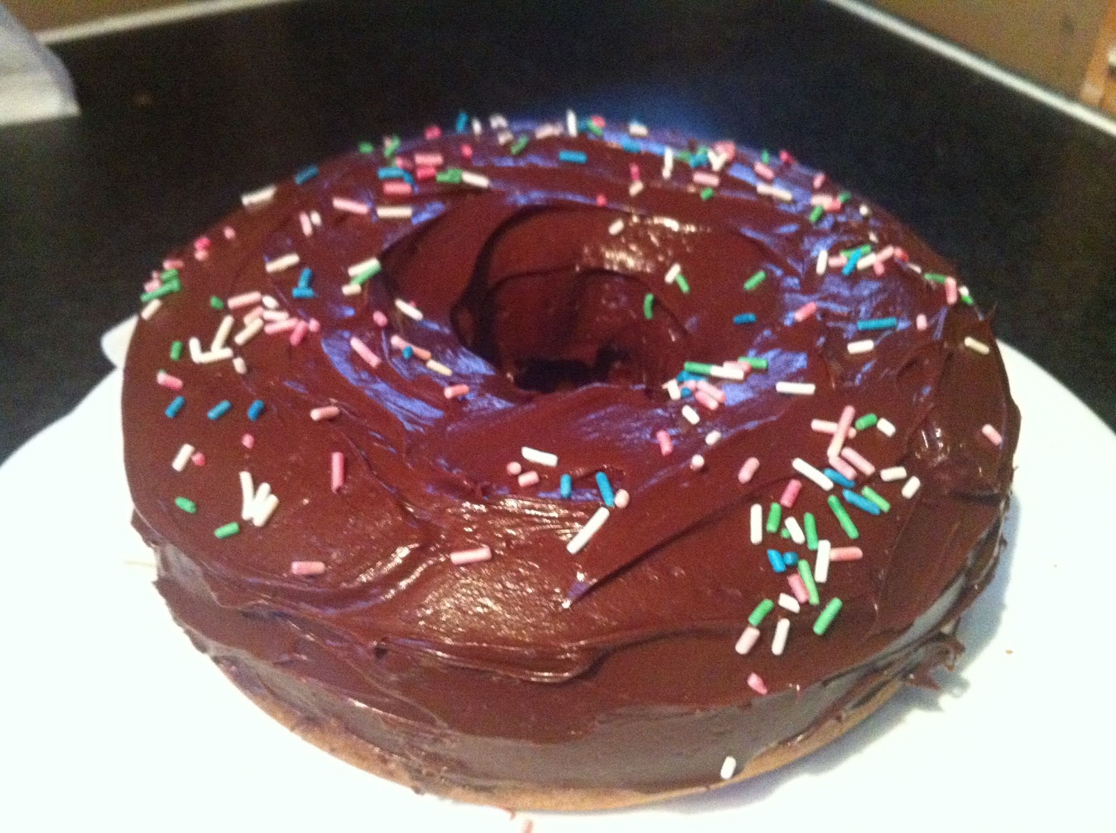 Lazy Cupcakes: Giant Donut Recipe